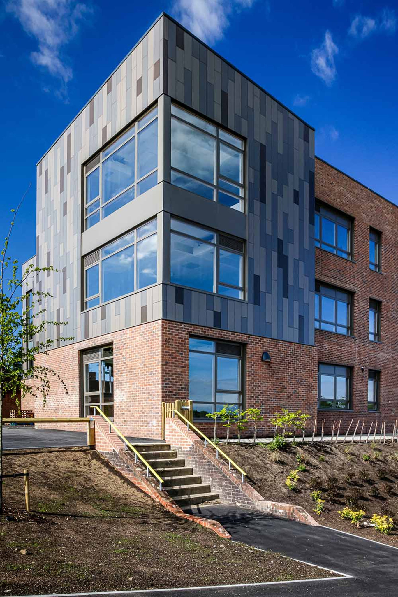 Sustainable educational building: Hailsham Community College