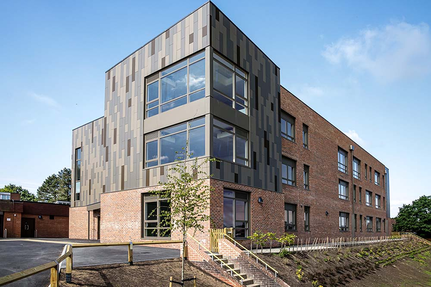 Sustainable educational building: Hailsham Community College